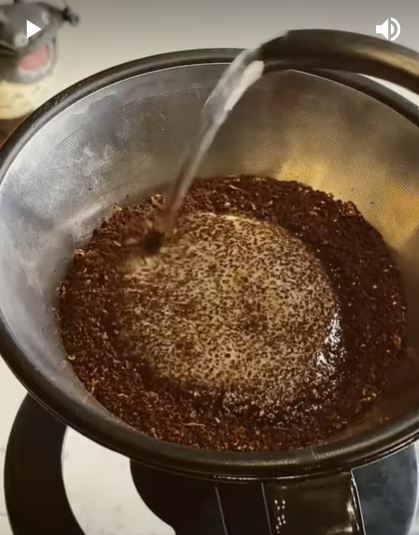 珈琲と侍 | coffee&SAMURAI【10振】琺瑯製ドリッパーとステンレスフィルターで無駄のないコーヒードリップ